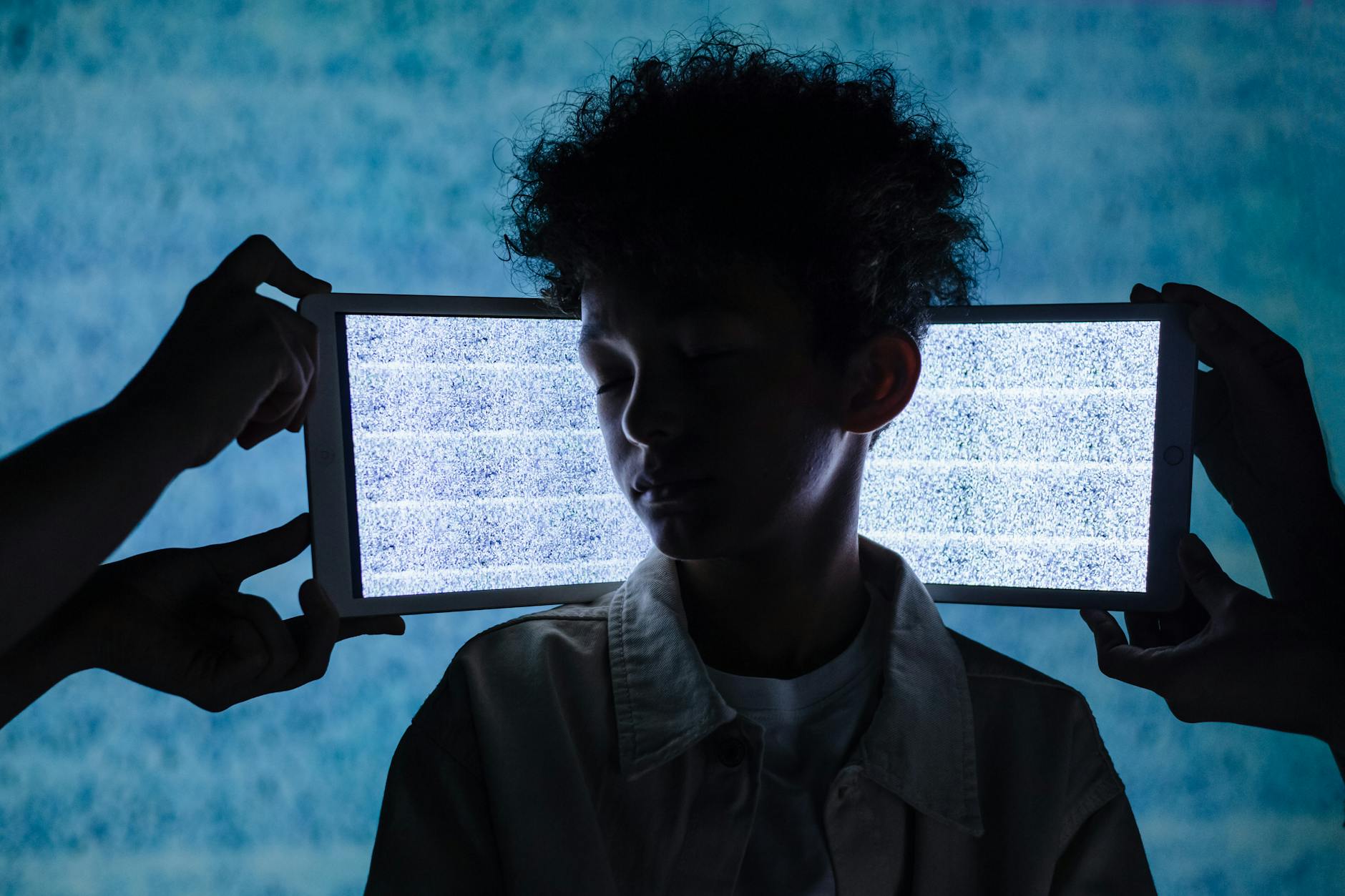 Who’s Really Behind the Screen? – AI Awareness Day